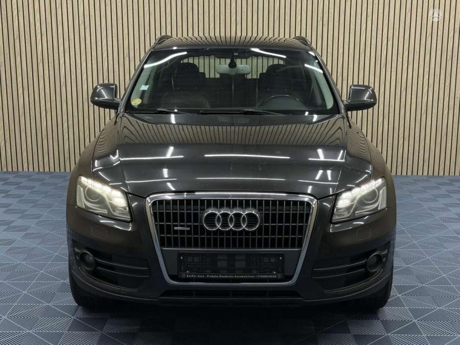 Pelēks Audi Q5 2009 Marijampole, ar dzinēja tilpumu 1.97 L un nobraukumu 290 tūkst. km par 8900 €, foto 5 vietnē AUTOMOTO.COM.LV