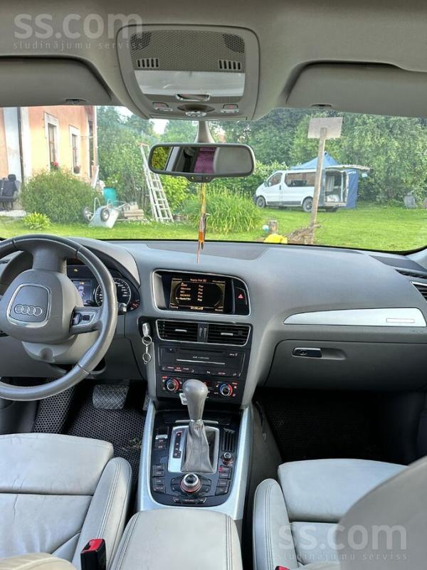 Pelēks Audi Q5 2009 Cēsis, ar dzinēja tilpumu 3.00 L un nobraukumu 500 tūkst. km par 5900 €, foto 7 vietnē AUTOMOTO.COM.LV