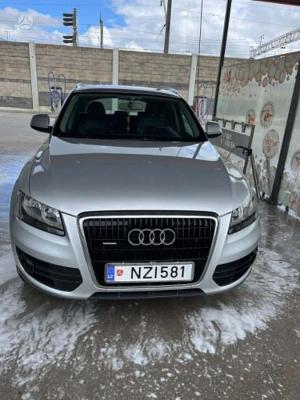 Grey Audi Q5 2009 in Trakai, with an engine capacity of 3.00 L and mileage of 330 thousand km for 6200 €, photo 3 on AUTOMOTO.COM.LV