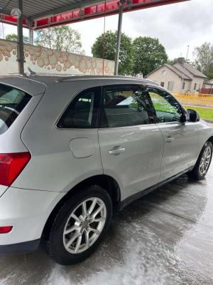 Grey Audi Q5 2009 in Trakai, with an engine capacity of 3.00 L and mileage of 330 thousand km for 6200 €, photo 4 on AUTOMOTO.COM.LV
