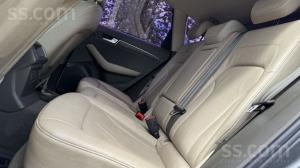 Grey Audi Q5 2009 in Riga, with an engine capacity of 3.00 L and mileage of 321 thousand km for 6950 €, photo 9 on AUTOMOTO.COM.LV