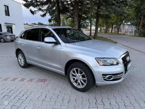Pelēks Audi Q5 2009 Šauļi, ar dzinēja tilpumu 3.20 L un nobraukumu 202 tūkst. km par 7250 €, foto  vietnē AUTOMOTO.COM.LV