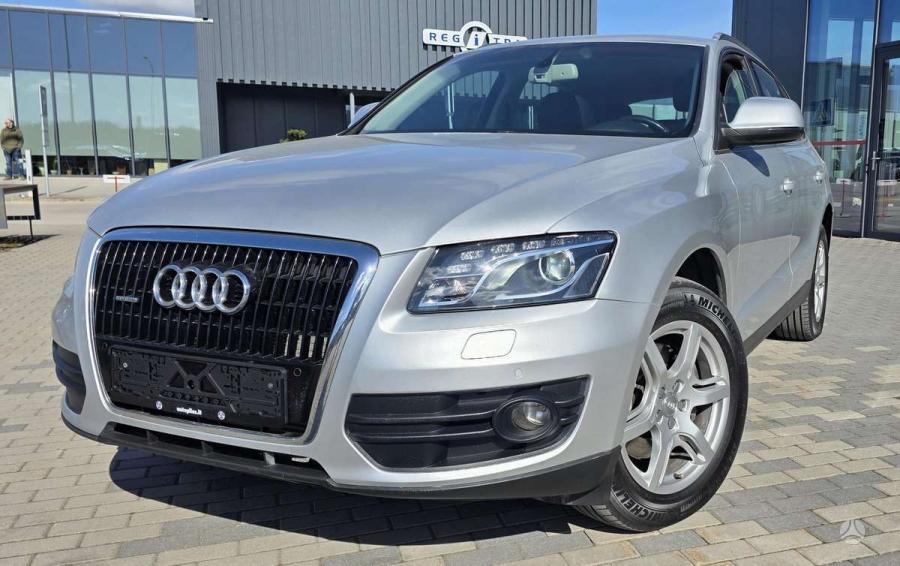 Grey Audi Q5 2009 in Siauliai, with an engine capacity of 2.97 L and mileage of 280 thousand km for 7650 €, photo 9 on AUTOMOTO.COM.LV