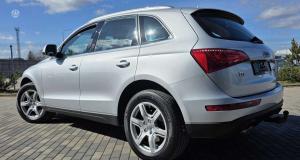 Grey Audi Q5 2009 in Siauliai, with an engine capacity of 2.97 L and mileage of 280 thousand km for 7650 €, photo 12 on AUTOMOTO.COM.LV