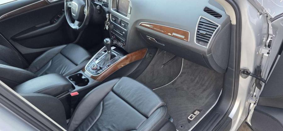 Grey Audi Q5 2009 in Siauliai, with an engine capacity of 2.97 L and mileage of 280 thousand km for 7650 €, photo 28 on AUTOMOTO.COM.LV