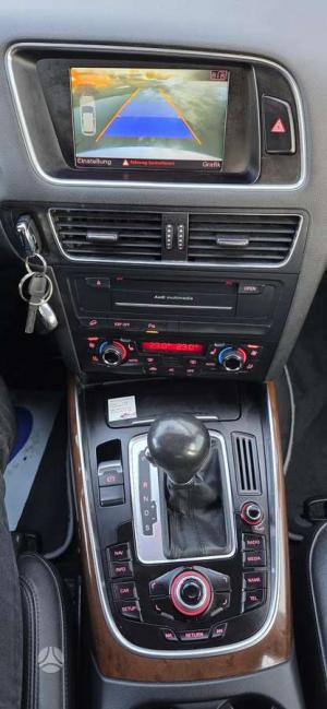 Grey Audi Q5 2009 in Siauliai, with an engine capacity of 2.97 L and mileage of 280 thousand km for 7650 €, photo 32 on AUTOMOTO.COM.LV