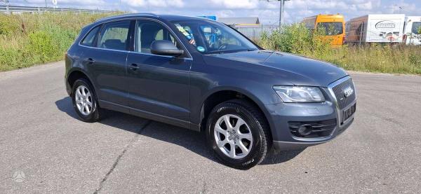 Pelēks Audi Q5 2009 Marijampole, ar dzinēja tilpumu 1.97 L un nobraukumu 360 tūkst. km par 7400 €, foto 2 vietnē AUTOMOTO.COM.LV