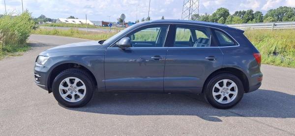 Pelēks Audi Q5 2009 Marijampole, ar dzinēja tilpumu 1.97 L un nobraukumu 360 tūkst. km par 7400 €, foto 5 vietnē AUTOMOTO.COM.LV