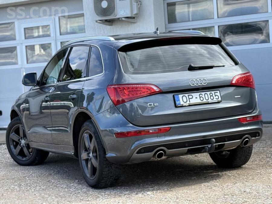 Grey Audi Q5 2009 in Tukums, with an engine capacity of 3.00 L and mileage of 312 thousand km for 9500 €, photo 4 on AUTOMOTO.COM.LV