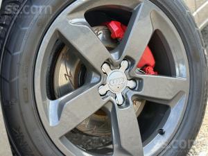 Grey Audi Q5 2009 in Tukums, with an engine capacity of 3.00 L and mileage of 312 thousand km for 9500 €, photo 7 on AUTOMOTO.COM.LV