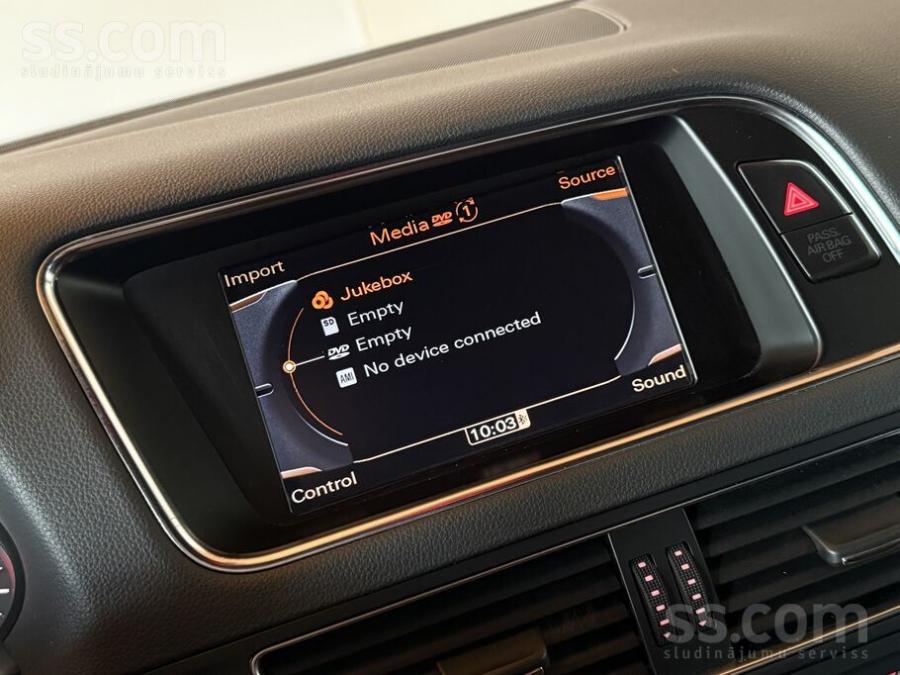 Grey Audi Q5 2009 in Tukums, with an engine capacity of 3.00 L and mileage of 312 thousand km for 9500 €, photo 22 on AUTOMOTO.COM.LV