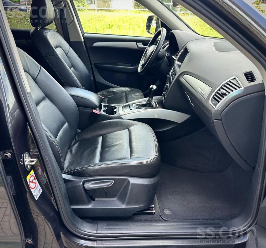 Pelēks Audi Q5 2009 Rēzekne, ar dzinēja tilpumu 3.00 L un nobraukumu 233 tūkst. km par 8990 €, foto 29 vietnē AUTOMOTO.COM.LV