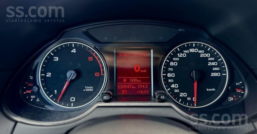 Pelēks Audi Q5 2009 Rēzekne, ar dzinēja tilpumu 3.00 L un nobraukumu 233 tūkst. km par 8990 €, foto 43 vietnē AUTOMOTO.COM.LV