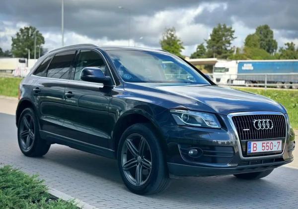 Pelēks Audi Q5 2009 Rēzekne, ar dzinēja tilpumu 3.00 L un nobraukumu 233 tūkst. km par 8990 €, foto 3 vietnē AUTOMOTO.COM.LV