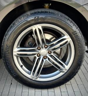 Grey Audi Q5 2009 in Rezekne, with an engine capacity of 3.00 L and mileage of 233 thousand km for 8990 €, photo 9 on AUTOMOTO.COM.LV