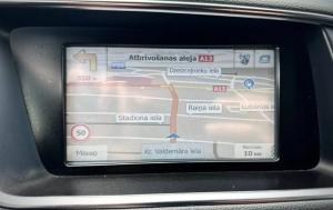 Grey Audi Q5 2009 in Rezekne, with an engine capacity of 3.00 L and mileage of 233 thousand km for 8990 €, photo 18 on AUTOMOTO.COM.LV