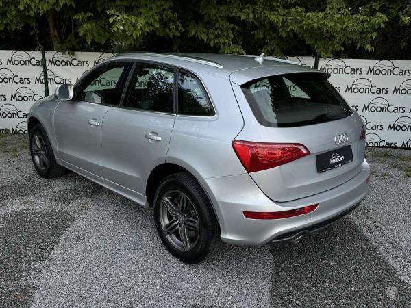 Pelēks Audi Q5 2009 Viļņa, ar dzinēja tilpumu 2.97 L un nobraukumu 395 tūkst. km par 6200 €, foto 7 vietnē AUTOMOTO.COM.LV