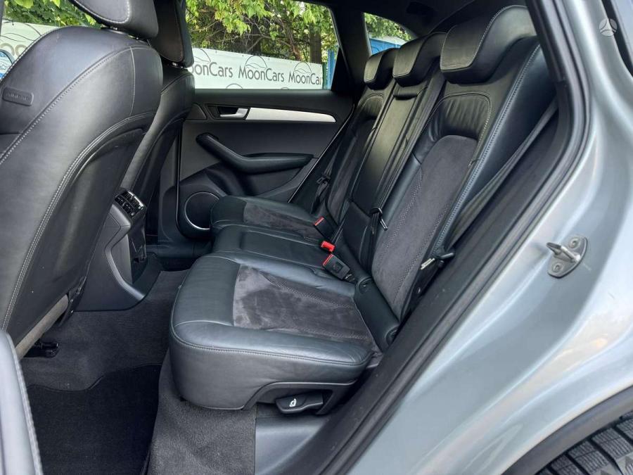 Grey Audi Q5 2009 in Vilnius, with an engine capacity of 2.97 L and mileage of 395 thousand km for 6200 €, photo 19 on AUTOMOTO.COM.LV