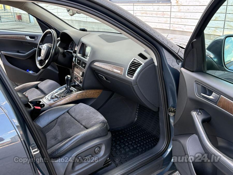 Pelēks Audi Q5 2009 Tallina, ar dzinēja tilpumu 3.00 L un nobraukumu 367 tūkst. km par 8800 €, foto 12 vietnē AUTOMOTO.COM.LV