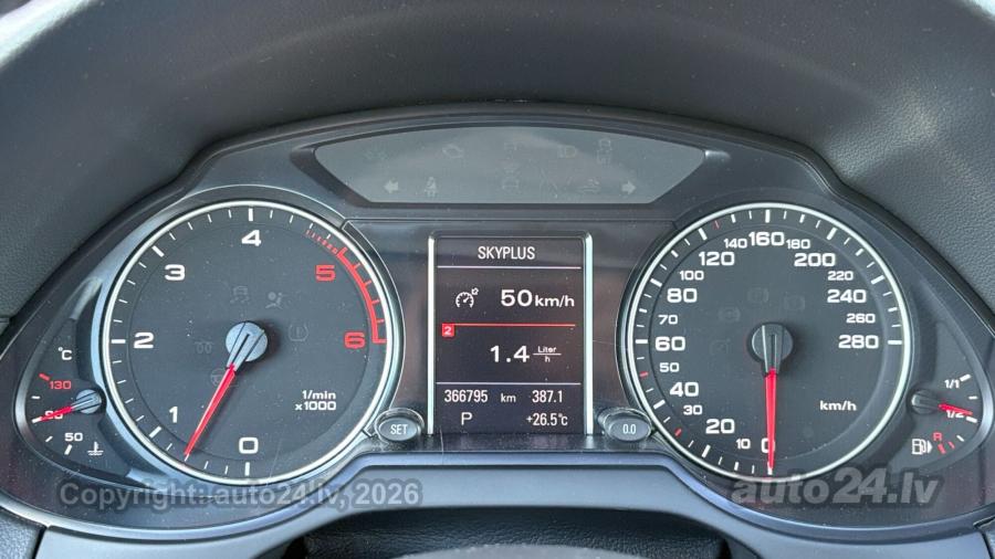 Pelēks Audi Q5 2009 Tallina, ar dzinēja tilpumu 3.00 L un nobraukumu 367 tūkst. km par 8800 €, foto 15 vietnē AUTOMOTO.COM.LV