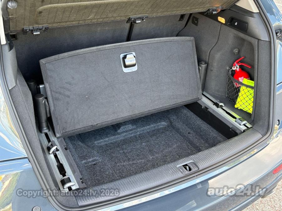 Pelēks Audi Q5 2009 Tallina, ar dzinēja tilpumu 3.00 L un nobraukumu 367 tūkst. km par 8800 €, foto 22 vietnē AUTOMOTO.COM.LV