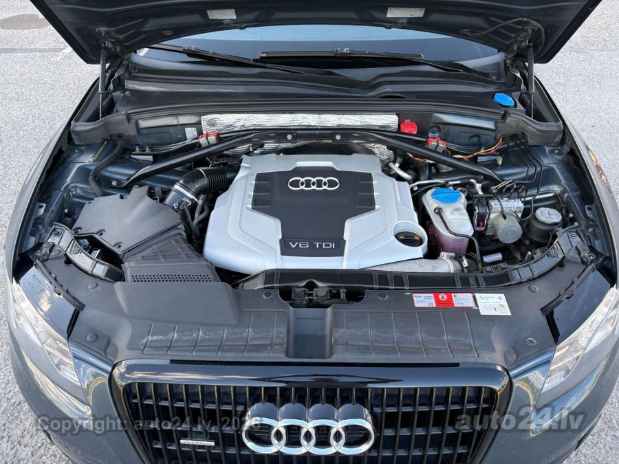 Pelēks Audi Q5 2009 Tallina, ar dzinēja tilpumu 3.00 L un nobraukumu 367 tūkst. km par 8800 €, foto 23 vietnē AUTOMOTO.COM.LV