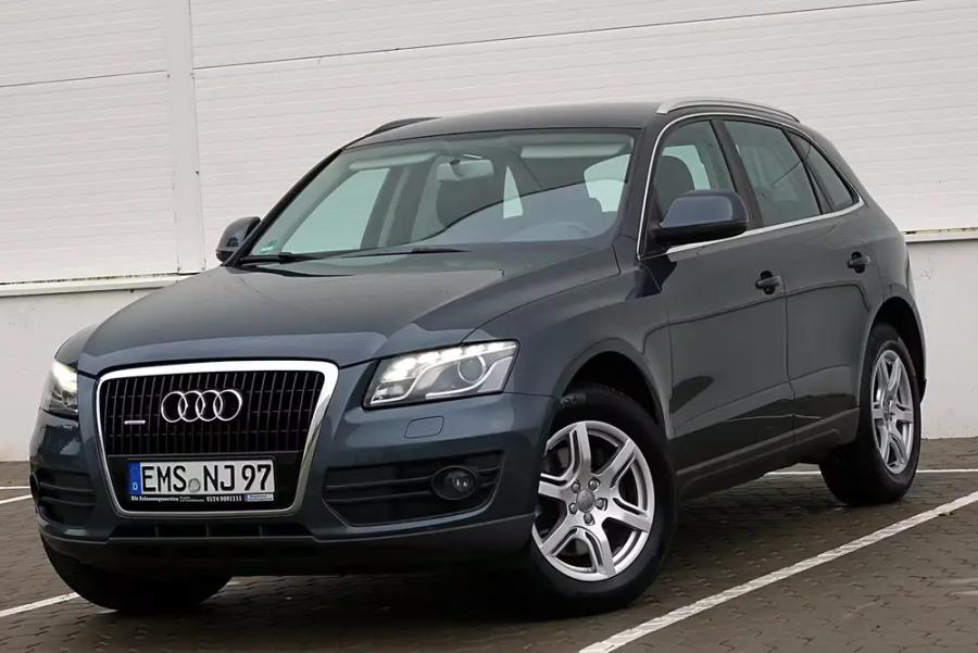 Grey Audi Q5 2009 in Riga, with an engine capacity of 3.00 L and mileage of 278 thousand km for 7600 €, photo 4 on AUTOMOTO.COM.LV