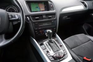 Grey Audi Q5 2009 in Riga, with an engine capacity of 3.00 L and mileage of 278 thousand km for 7600 €, photo 21 on AUTOMOTO.COM.LV
