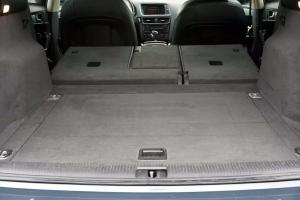 Grey Audi Q5 2009 in Riga, with an engine capacity of 3.00 L and mileage of 278 thousand km for 7600 €, photo 27 on AUTOMOTO.COM.LV