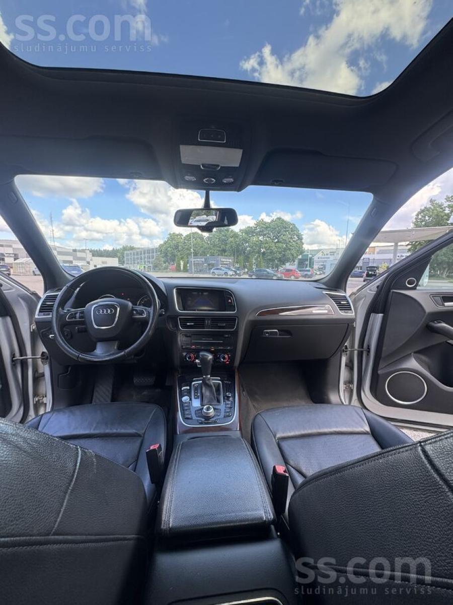Grey Audi Q5 2009 in Riga, with an engine capacity of 3.00 L and mileage of 340 thousand km for 7390 €, photo 13 on AUTOMOTO.COM.LV