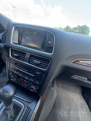Grey Audi Q5 2009 in Riga, with an engine capacity of 3.00 L and mileage of 340 thousand km for 7390 €, photo 19 on AUTOMOTO.COM.LV