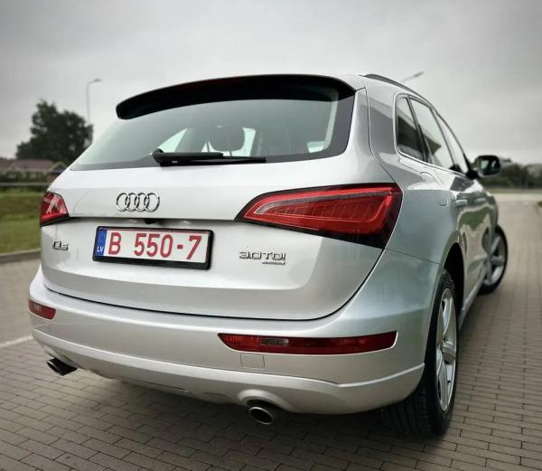 Pelēks Audi Q5 2009 Rēzekne, ar dzinēja tilpumu 3.00 L un nobraukumu 264 tūkst. km par 8990 €, foto 6 vietnē AUTOMOTO.COM.LV