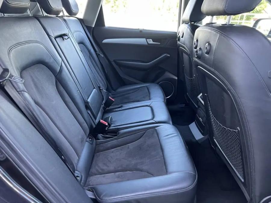 Grey Audi Q5 2009 in Rezekne, with an engine capacity of 3.00 L and mileage of 272 thousand km for 9450 €, photo 15 on AUTOMOTO.COM.LV