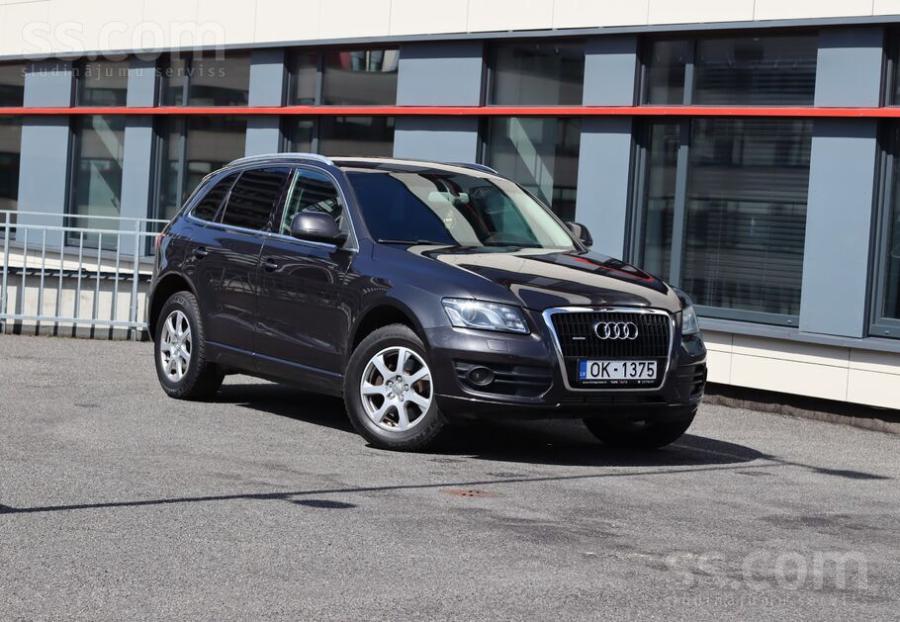 Pelēks Audi Q5 2009 Rīga, ar dzinēja tilpumu 3.00 L un nobraukumu 298 tūkst. km par 5580 €, foto 1 vietnē AUTOMOTO.COM.LV