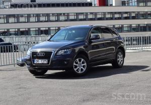 Pelēks Audi Q5 2009 Rīga, ar dzinēja tilpumu 3.00 L un nobraukumu 298 tūkst. km par 5580 €, foto 4 vietnē AUTOMOTO.COM.LV