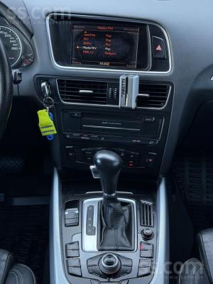 Pelēks Audi Q5 2009 Rīga, ar dzinēja tilpumu 3.00 L un nobraukumu 298 tūkst. km par 5580 €, foto 13 vietnē AUTOMOTO.COM.LV