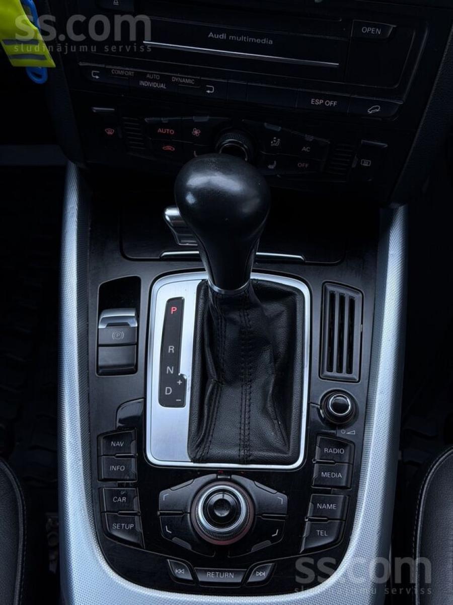 Pelēks Audi Q5 2009 Rīga, ar dzinēja tilpumu 3.00 L un nobraukumu 298 tūkst. km par 5580 €, foto 14 vietnē AUTOMOTO.COM.LV