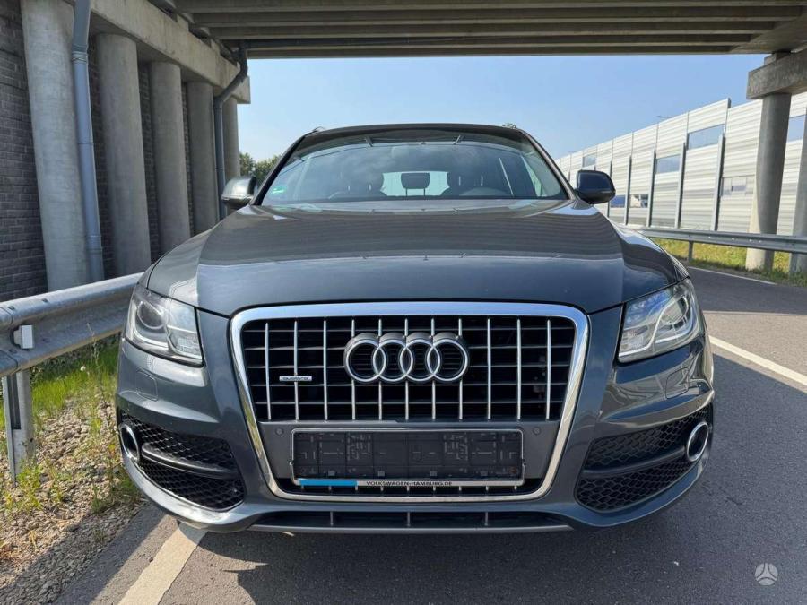 Pelēks Audi Q5 2009 Marijampole, ar dzinēja tilpumu 1.98 L un nobraukumu 161 tūkst. km par 7490 €, foto 4 vietnē AUTOMOTO.COM.LV