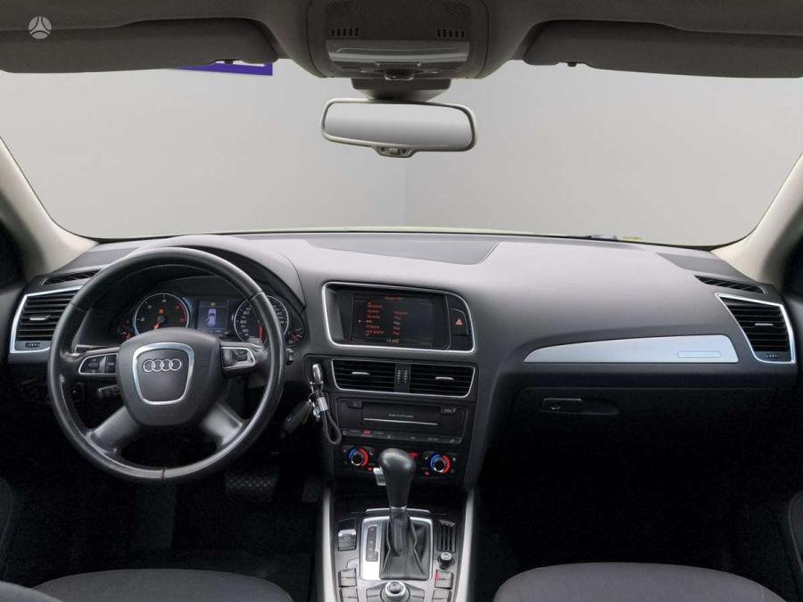 Pelēks Audi Q5 2009 Viļņa, ar dzinēja tilpumu 3.00 L un nobraukumu 314 tūkst. km par 5999 €, foto 14 vietnē AUTOMOTO.COM.LV