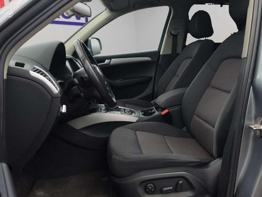 Pelēks Audi Q5 2009 Viļņa, ar dzinēja tilpumu 3.00 L un nobraukumu 314 tūkst. km par 5999 €, foto 15 vietnē AUTOMOTO.COM.LV