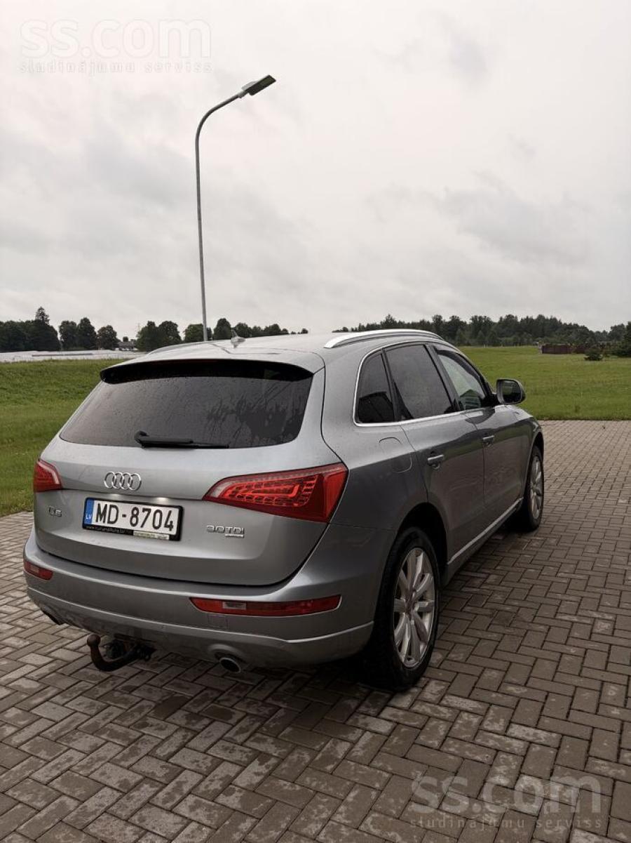 Grey Audi Q5 2009 in Talsi, with an engine capacity of 3.00 L and mileage of 391 thousand km for 5800 €, photo 6 on AUTOMOTO.COM.LV