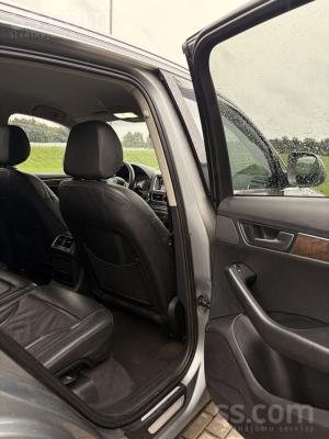 Grey Audi Q5 2009 in Talsi, with an engine capacity of 3.00 L and mileage of 391 thousand km for 5800 €, photo 10 on AUTOMOTO.COM.LV
