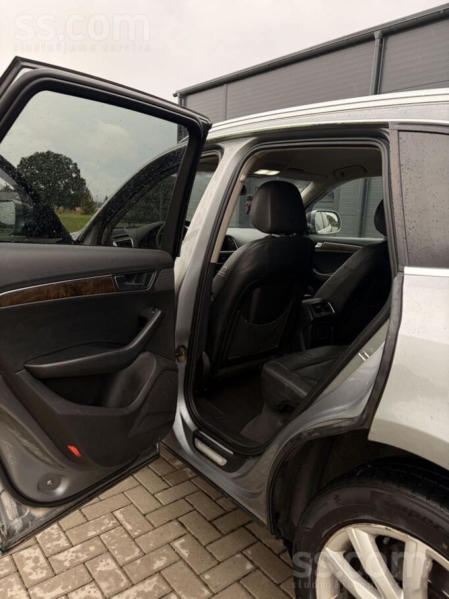 Grey Audi Q5 2009 in Talsi, with an engine capacity of 3.00 L and mileage of 391 thousand km for 5800 €, photo 12 on AUTOMOTO.COM.LV