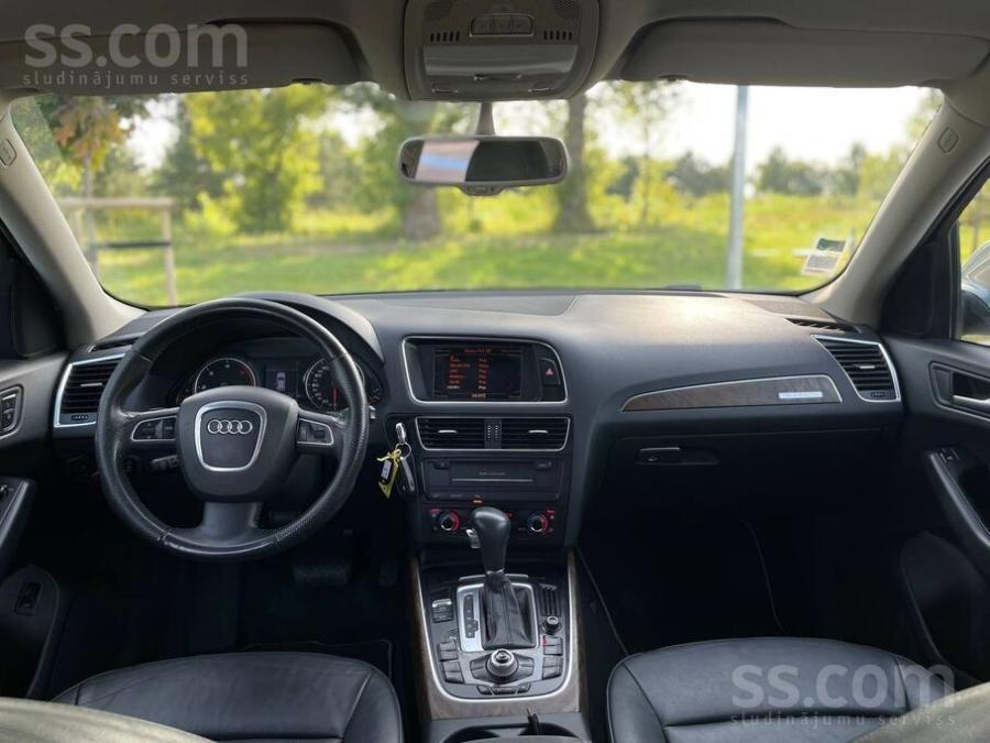 Grey Audi Q5 2009 in Riga, with an engine capacity of 3.00 L and mileage of 290 thousand km for 8590 €, photo 19 on AUTOMOTO.COM.LV