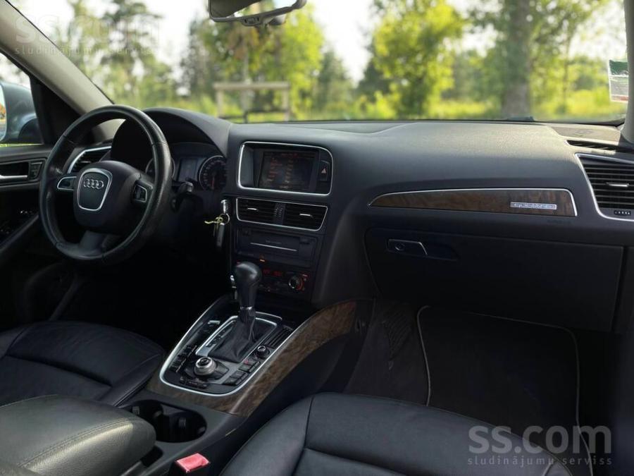 Grey Audi Q5 2009 in Riga, with an engine capacity of 3.00 L and mileage of 290 thousand km for 8590 €, photo 20 on AUTOMOTO.COM.LV
