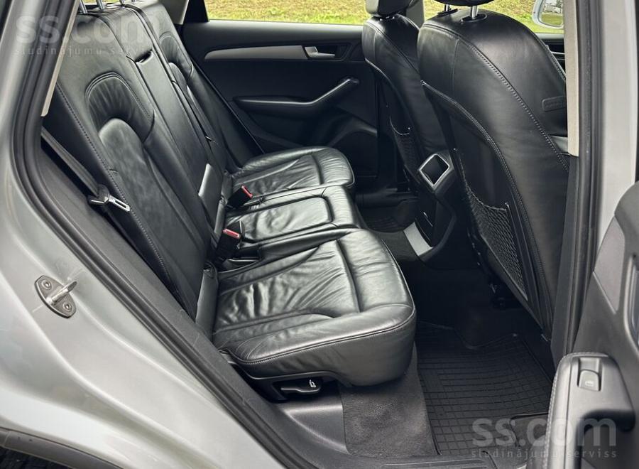 Pelēks Audi Q5 2009 Rēzekne, ar dzinēja tilpumu 3.00 L un nobraukumu 264 tūkst. km par 8990 €, foto 16 vietnē AUTOMOTO.COM.LV