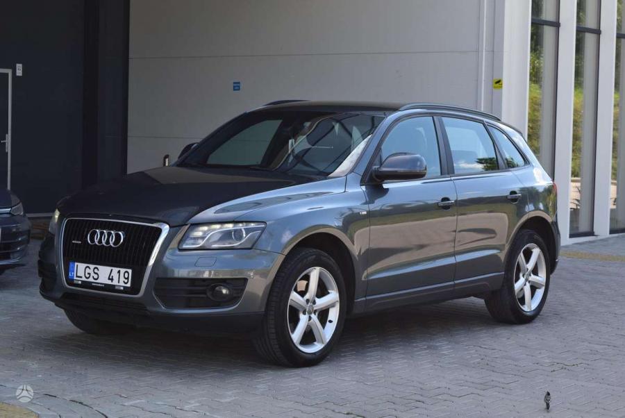 Grey Audi Q5 2009 in Vilnius, with an engine capacity of 2.97 L and mileage of 304 thousand km for 8350 €, photo 1 on AUTOMOTO.COM.LV