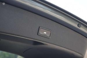 Grey Audi Q5 2009 in Vilnius, with an engine capacity of 2.97 L and mileage of 304 thousand km for 8350 €, photo 8 on AUTOMOTO.COM.LV