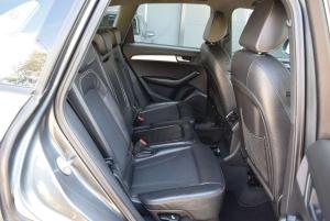 Grey Audi Q5 2009 in Vilnius, with an engine capacity of 2.97 L and mileage of 304 thousand km for 8350 €, photo 10 on AUTOMOTO.COM.LV