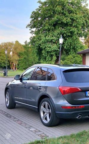 Grey Audi Q5 2009 in Silute, with an engine capacity of 2.97 L and mileage of 290 thousand km for 8800 €, photo 4 on AUTOMOTO.COM.LV